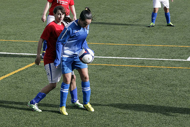 Un hat trick de Irene da la victoria al Sporting de Mahón sobre el ...